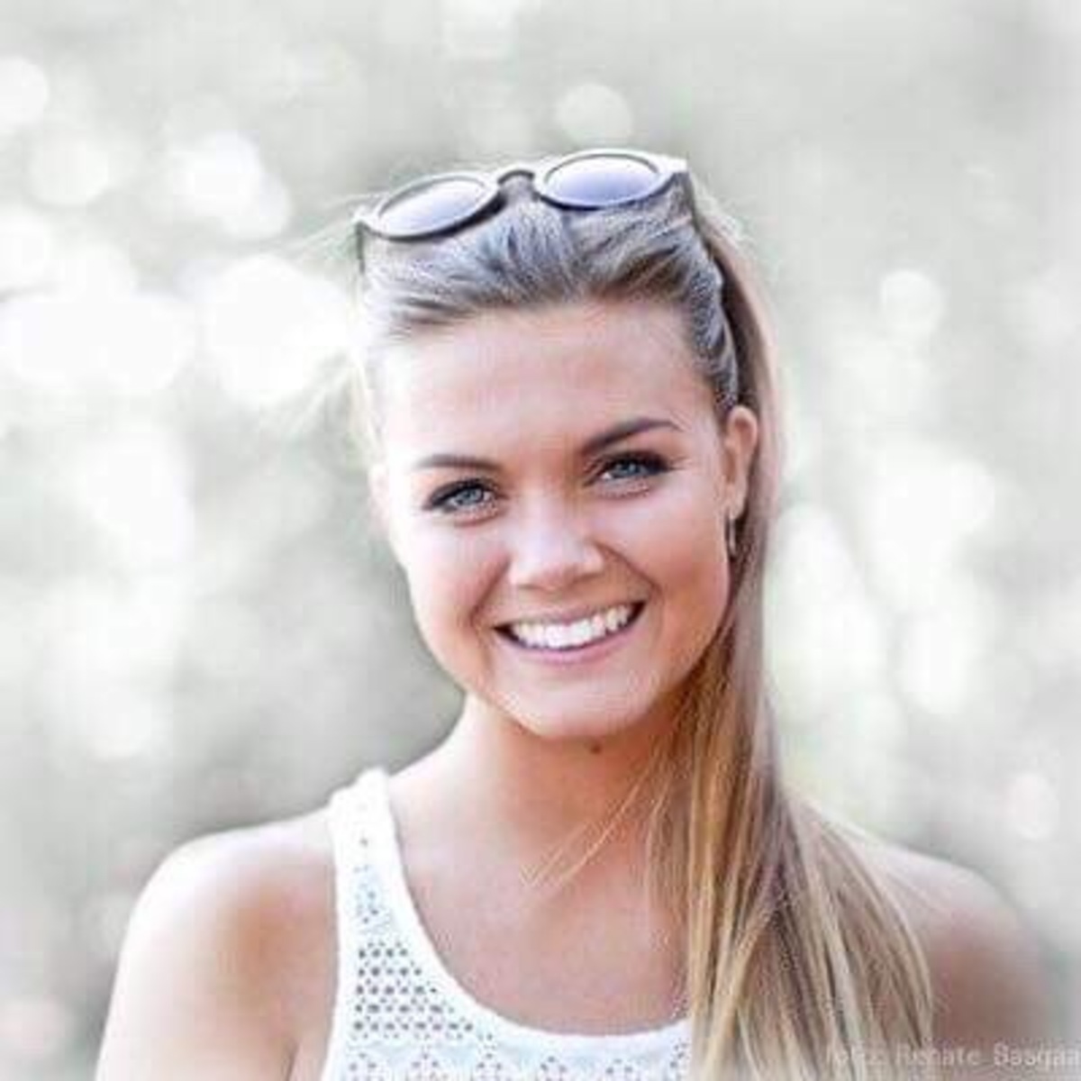 Hva mener Maria Abrahamsen Østhassel (A)?