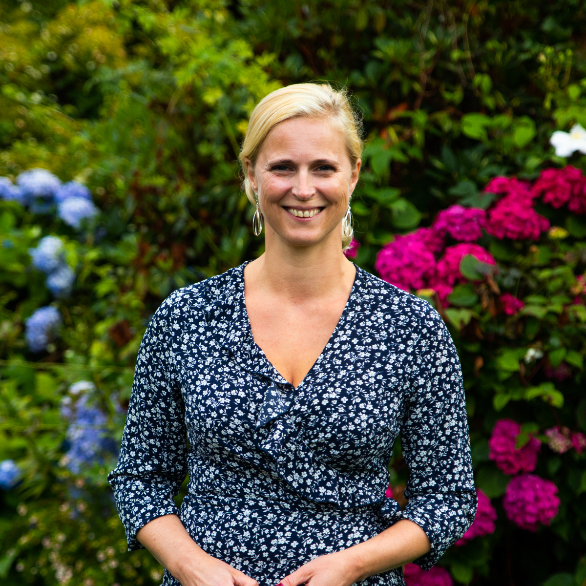 Hva Mener Ragnhild Angell Wennberg V